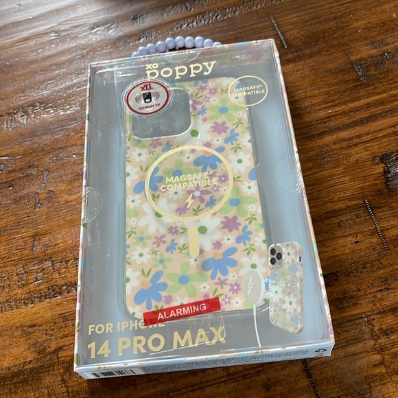 Xo Poppy | Accessories | Xo Poppy Iphone 4 Pro Max Case | Poshmark